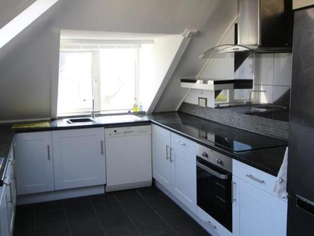 3 bedroom flat for rent in Hurst Road, Eastbourne, East Sussex, BN21