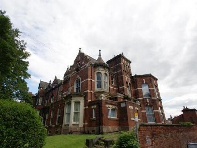 3 Bedroom Flat For Rent In Hyde Park