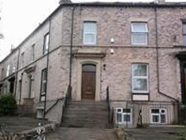 3 Bedroom Flat For Rent In Hyde Park