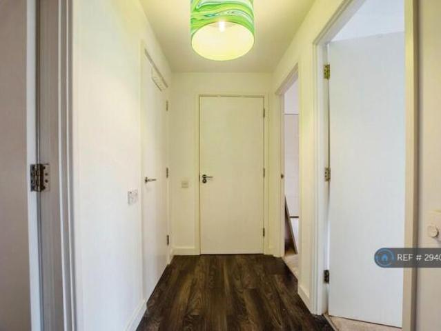3 bedroom flat for rent in Islington, London, Uk, N7