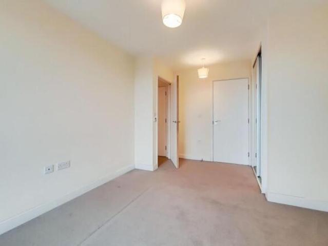 3 bedroom flat for rent in Jefferson Plaza, Bow, London, E3