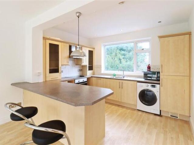 3 bedroom flat for rent in Jesmond Park Court, Newcastle upon Tyne, and Wear, NE7