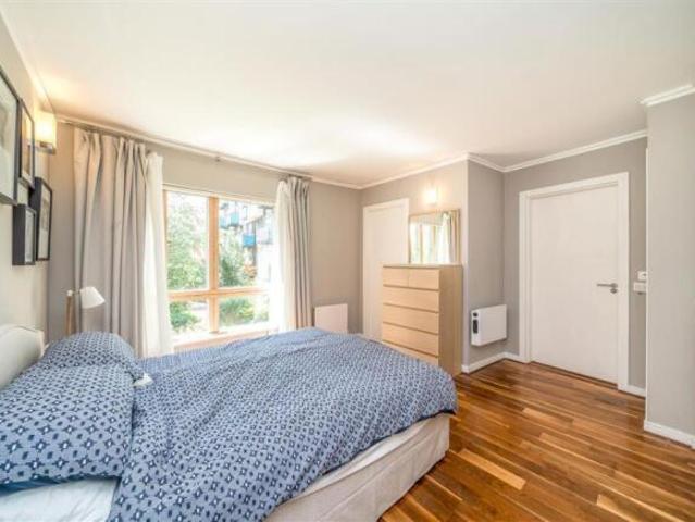 3 bedroom flat for rent in John Harrison Way, Greenwich, SE10