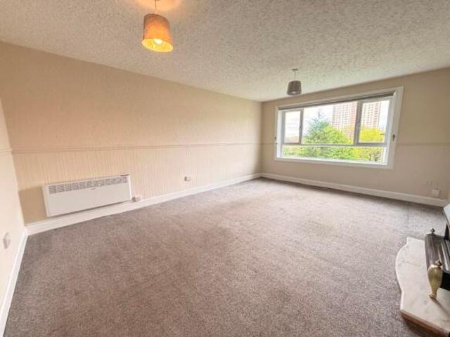 3 bedroom flat for rent in Kennedy Path, Townhead, Glasgow, G4