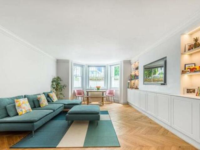 3 Bedroom Flat For Rent In Kensington, London