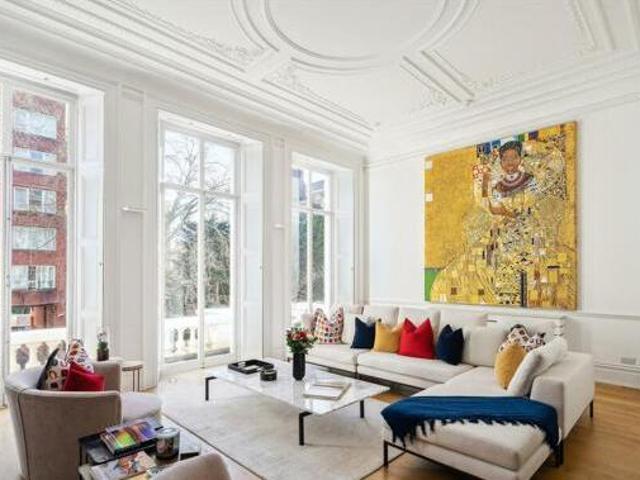 3 Bedroom Flat For Rent In Kensington, London