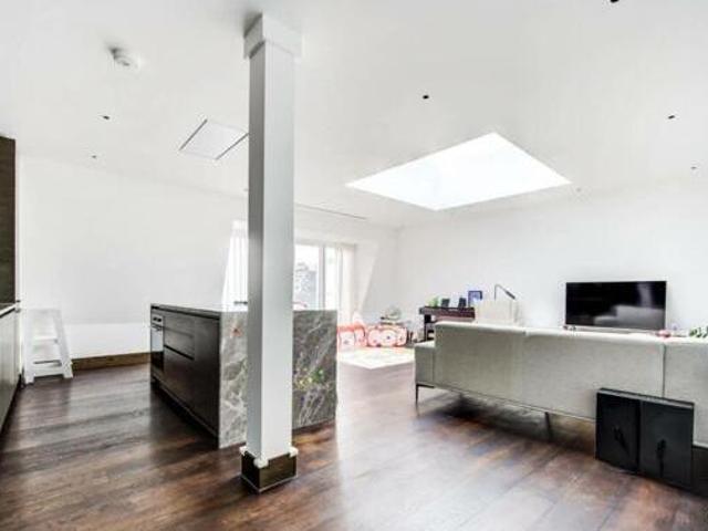 3 Bedroom Flat For Rent In Kensington, London