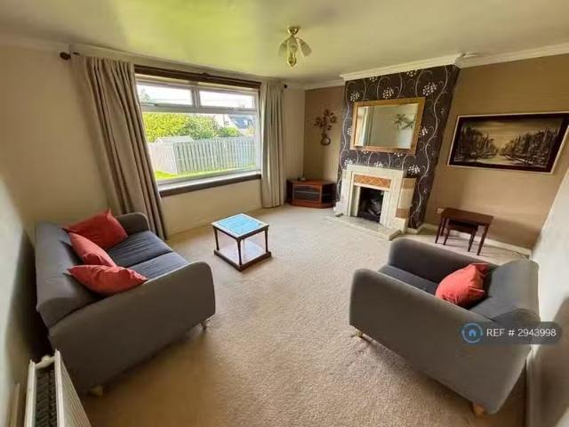3 bedroom flat for rent in Kincorth Place, Aberdeen, AB12