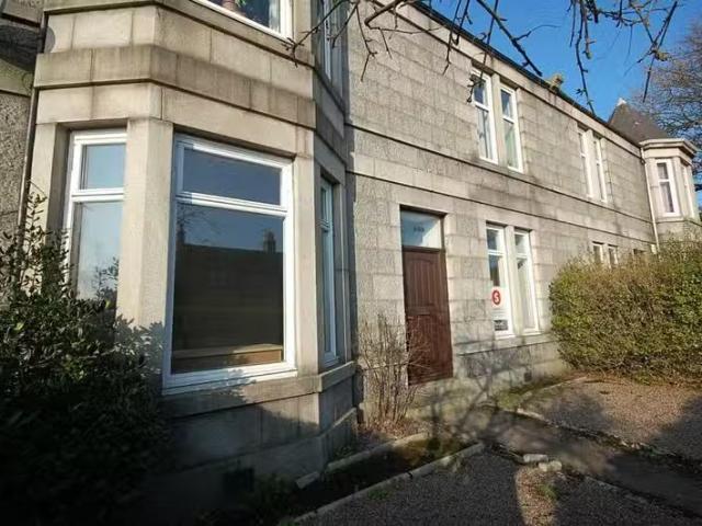 3 bedroom flat for rent in King Street, City Centre, Aberdeen.