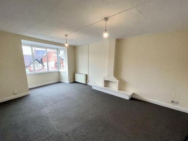 3 Bedroom Flat For Rent In Knowle