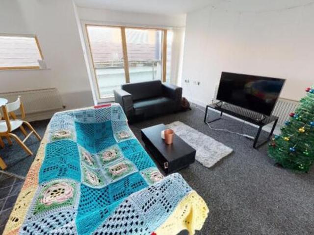 3 bedroom flat for rent in Knight Street, Liverpool, L1