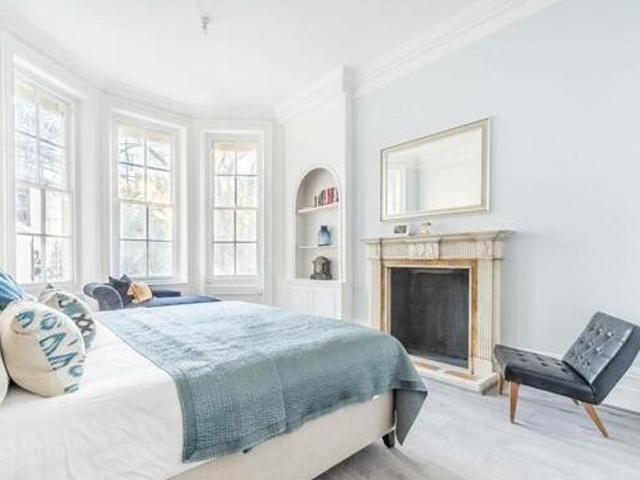 3 Bedroom Flat For Rent In Knightsbridge, London