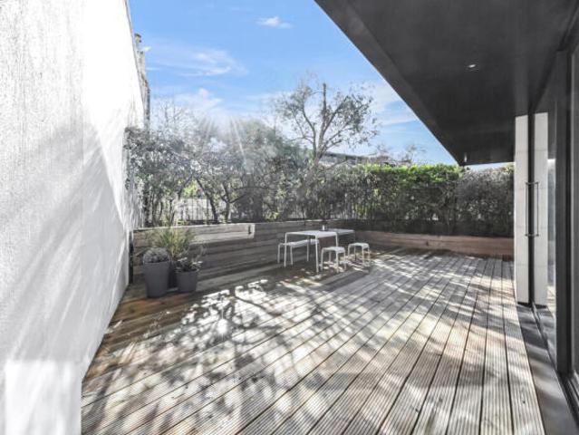 3 bedroom flat for rent in Latitude House, NW1