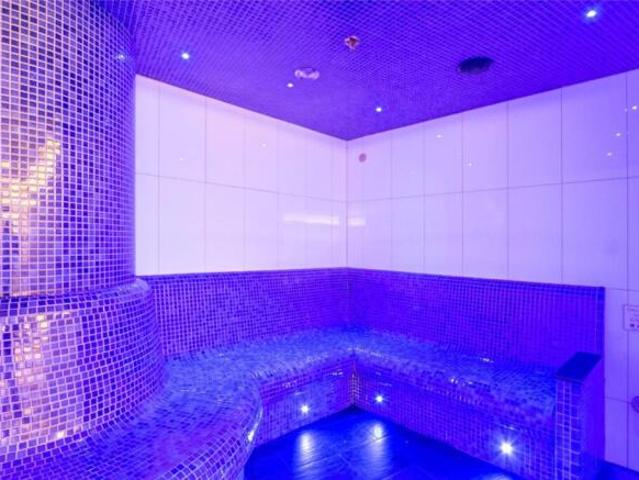 3 bedroom flat for rent in Lincoln Plaza, Canary Wharf, E14