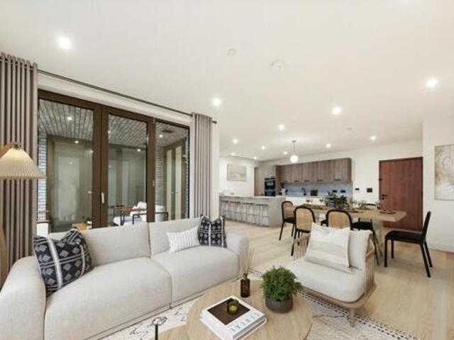 3 Bedroom Flat For Rent In Lisson Grove