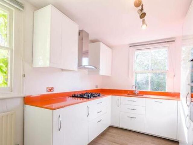 3 Bedroom Flat For Rent In Little Venice, London