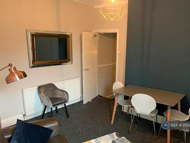 3 Bedroom Flat For Rent In Liverpool
