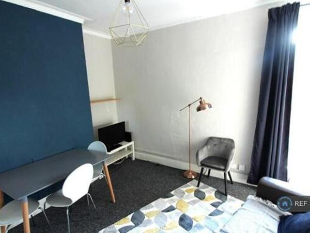 3 Bedroom Flat For Rent In Liverpool