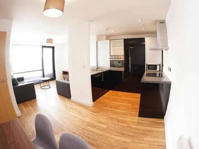 3 Bedroom Flat For Rent In Liverpool, Merseyside