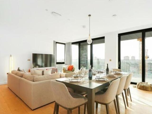 3 Bedroom Flat For Rent In London