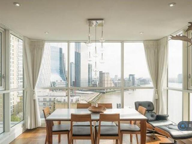 3 Bedroom Flat For Rent In London