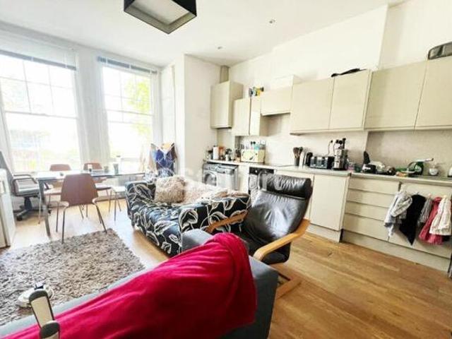 3 Bedroom Flat For Rent In London