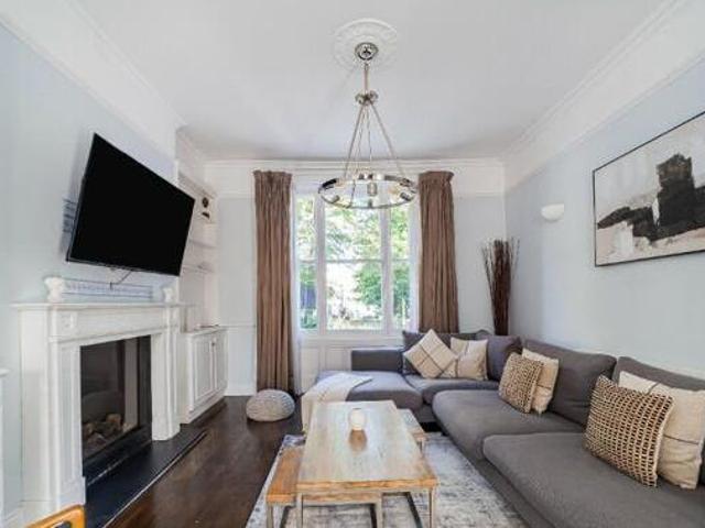 3 Bedroom Flat For Rent In London