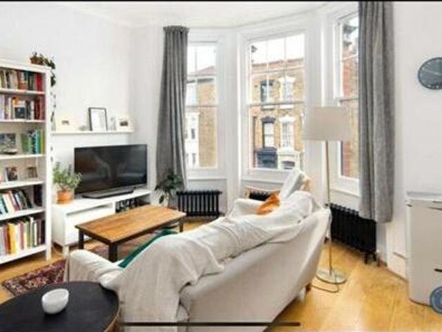 3 Bedroom Flat For Rent In London