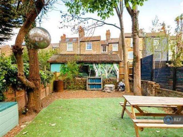 3 Bedroom Flat For Rent In London