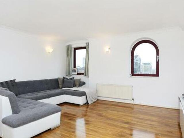 3 Bedroom Flat For Rent In London