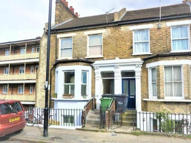 3 Bedroom Flat For Rent In London