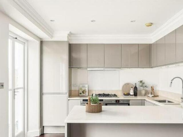 3 Bedroom Flat For Rent In London