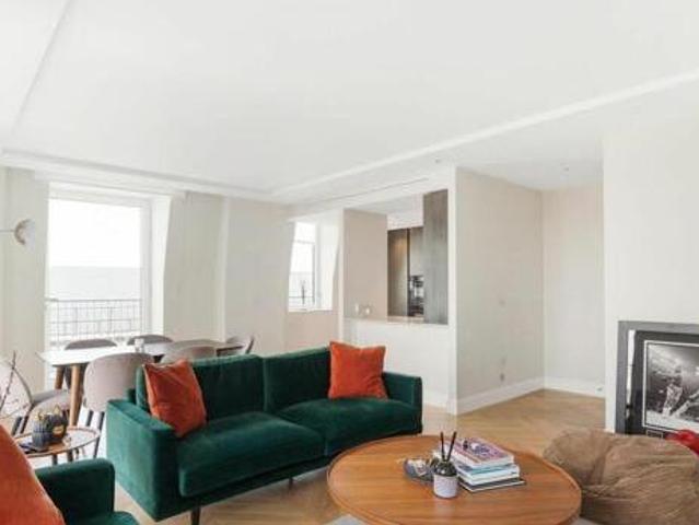 3 Bedroom Flat For Rent In London