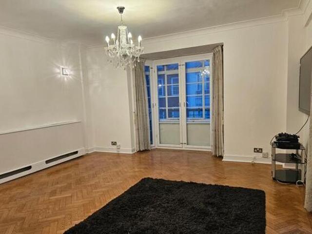 3 Bedroom Flat For Rent In London