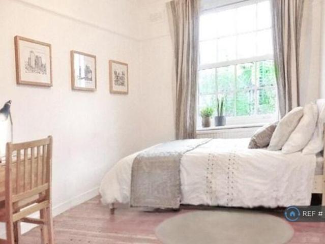 3 Bedroom Flat For Rent In London
