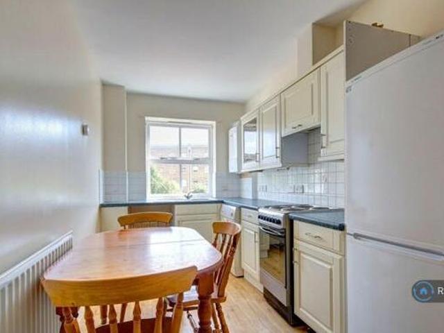 3 Bedroom Flat For Rent In London