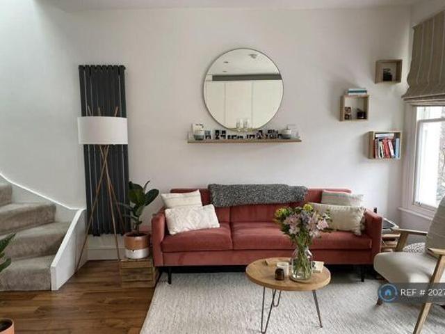 3 Bedroom Flat For Rent In London