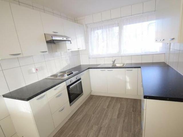 3 Bedroom Flat For Rent In London