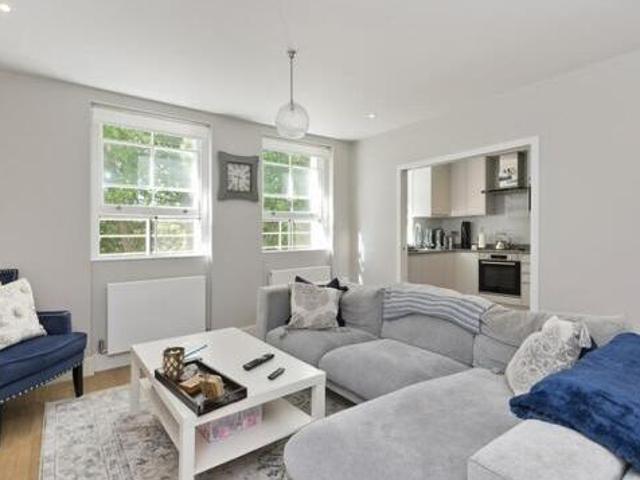 3 Bedroom Flat For Rent In London