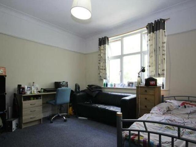 3 Bedroom Flat For Rent In London