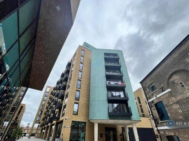 3 Bedroom Flat For Rent In London