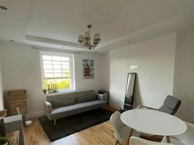 3 Bedroom Flat For Rent In London