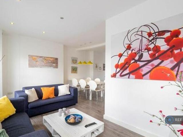3 Bedroom Flat For Rent In London