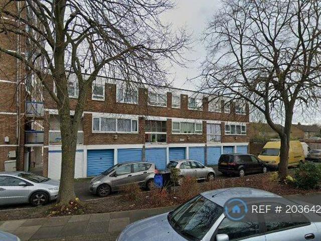 3 Bedroom Flat For Rent In London