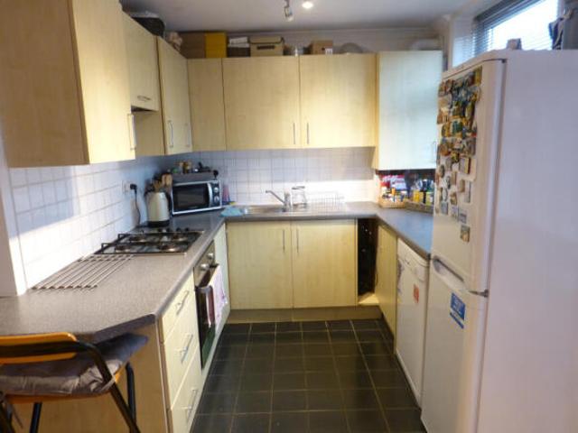3 bedroom flat for rent in St Johns Road, London, NW11 OPG, NW11