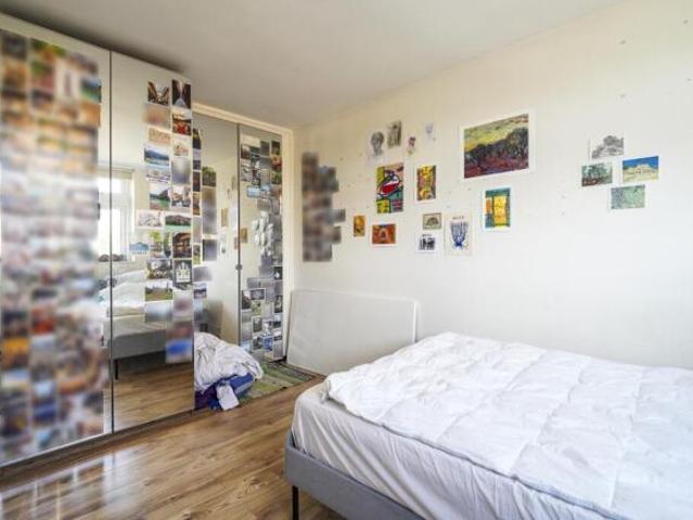 3 bedroom flat for rent in Lorrimore Square Kennington SE17