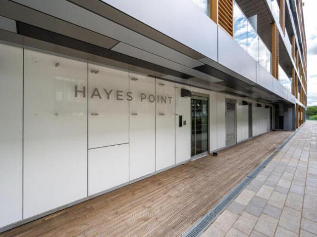 3 bedroom flat for rent in Love Lane, Woolwich, London, SE18