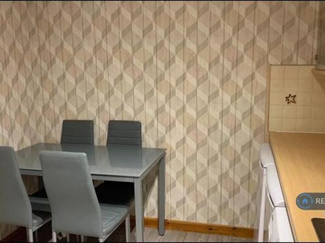 3 bedroom flat for rent in Mcaslin Court, Glasgow, G4