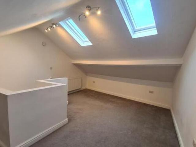 3 bedroom flat for rent in Main Street, Shadwell, Leeds, Yorkshire, LS17