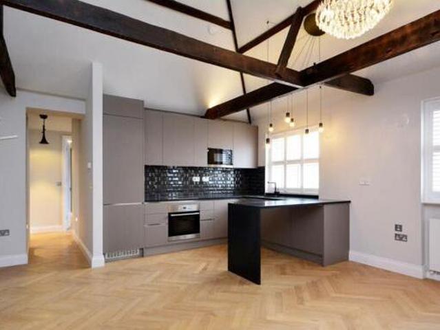 3 Bedroom Flat For Rent In Marylebone, London